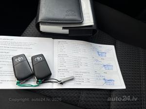 Melns Toyota Avensis 2012 Paide, ar dzinēja tilpumu 1.80 L un nobraukumu 217 tūkst. km par 6390 €, foto 27 vietnē AUTOMOTO.COM.LV