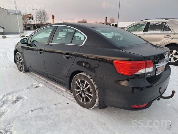 Melns Toyota Avensis 2013 Valmiera, ar dzinēja tilpumu 2.00 L un nobraukumu 417 tūkst. km par 3900 €, foto 4 vietnē AUTOMOTO.COM.LV