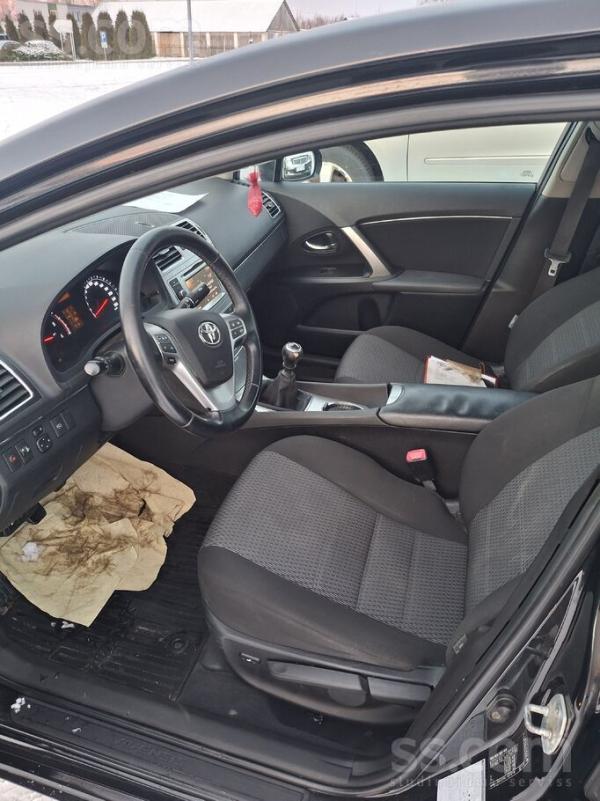 Melns Toyota Avensis 2013 Valmiera, ar dzinēja tilpumu 2.00 L un nobraukumu 417 tūkst. km par 3900 €, foto 5 vietnē AUTOMOTO.COM.LV