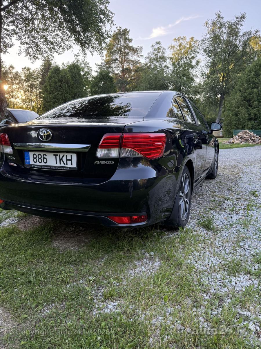 Melns Toyota Avensis 2013 Tallina, ar dzinēja tilpumu 1.80 L un nobraukumu 242 tūkst. km par 5500 €, foto 4 vietnē AUTOMOTO.COM.LV