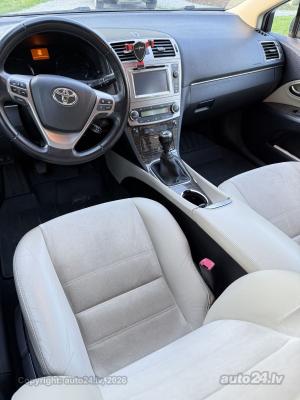 Melns Toyota Avensis 2013 Tallina, ar dzinēja tilpumu 1.80 L un nobraukumu 242 tūkst. km par 5500 €, foto 5 vietnē AUTOMOTO.COM.LV