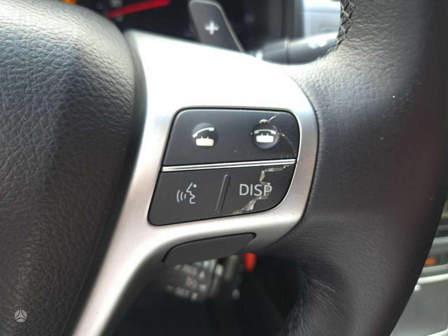 Melns Toyota Avensis 2013 Viļņa, ar dzinēja tilpumu 1.80 L un nobraukumu 249 tūkst. km par 6000 €, foto 11 vietnē AUTOMOTO.COM.LV