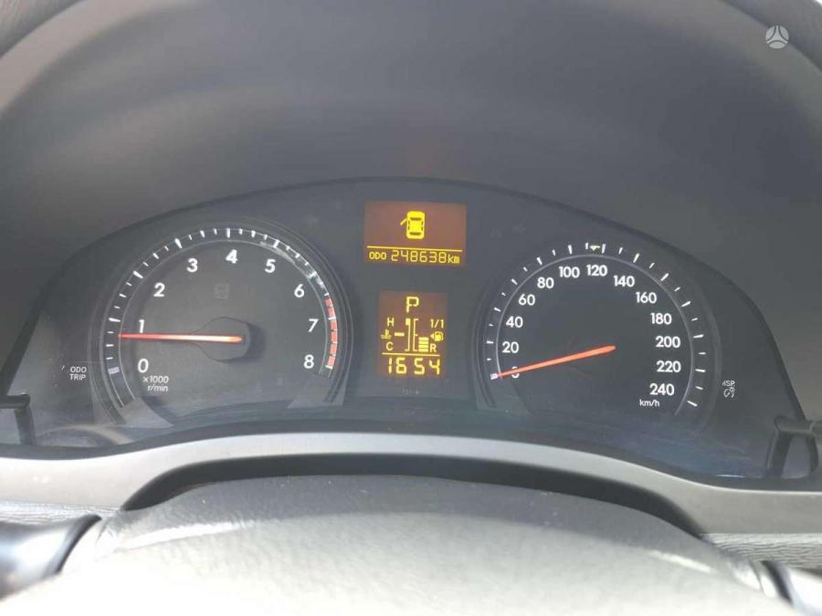 Melns Toyota Avensis 2013 Viļņa, ar dzinēja tilpumu 1.80 L un nobraukumu 249 tūkst. km par 6000 €, foto 17 vietnē AUTOMOTO.COM.LV