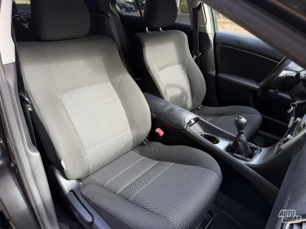 Melns Toyota Avensis 2013 Viļņa, ar dzinēja tilpumu 1.90 L un nobraukumu 362 tūkst. km par 4500 €, foto 9 vietnē AUTOMOTO.COM.LV