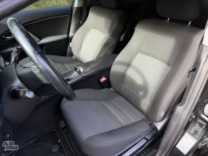 Melns Toyota Avensis 2013 Viļņa, ar dzinēja tilpumu 1.90 L un nobraukumu 362 tūkst. km par 4500 €, foto 10 vietnē AUTOMOTO.COM.LV