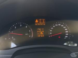Melns Toyota Avensis 2013 Viļņa, ar dzinēja tilpumu 1.90 L un nobraukumu 362 tūkst. km par 4500 €, foto 13 vietnē AUTOMOTO.COM.LV