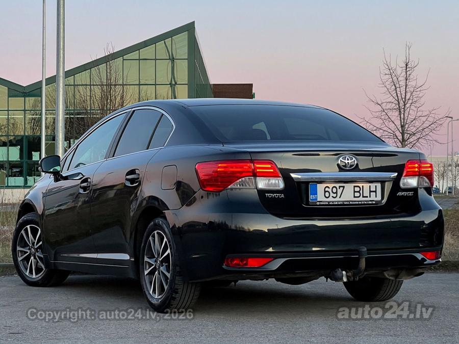 Melns Toyota Avensis 2014 Tallina, ar dzinēja tilpumu 1.80 L un nobraukumu 196 tūkst. km par 7495 €, foto 5 vietnē AUTOMOTO.COM.LV
