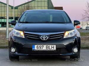 Melns Toyota Avensis 2014 Tallina, ar dzinēja tilpumu 1.80 L un nobraukumu 196 tūkst. km par 7495 €, foto 8 vietnē AUTOMOTO.COM.LV