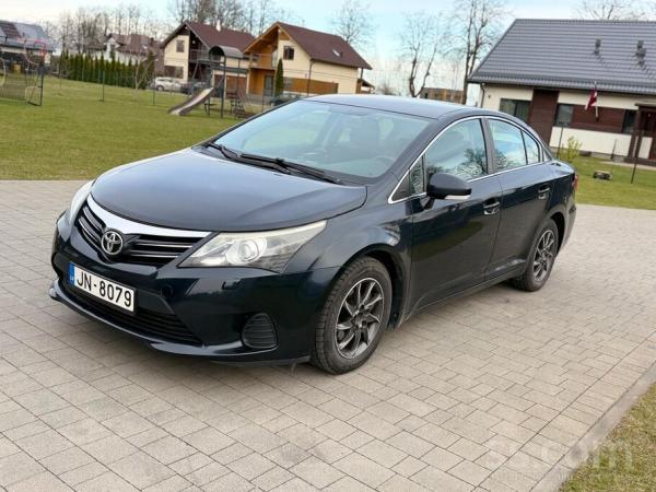 Черный Тойота Авенсис 2014 в Рига, объемом двигателя 2.00 л и пробегом 314 тыс. км за 4000 €, фото 3 на AUTOMOTO.COM.LV