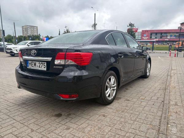 Черный Тойота Авенсис 2014 в Вильнюс, объемом двигателя 1.80 л и пробегом 116 тыс. км за 8765 €, фото 6 на AUTOMOTO.COM.LV