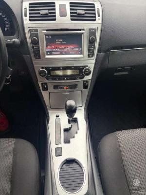 Melns Toyota Avensis 2014 Viļņa, ar dzinēja tilpumu 1.80 L un nobraukumu 116 tūkst. km par 8765 €, foto 12 vietnē AUTOMOTO.COM.LV