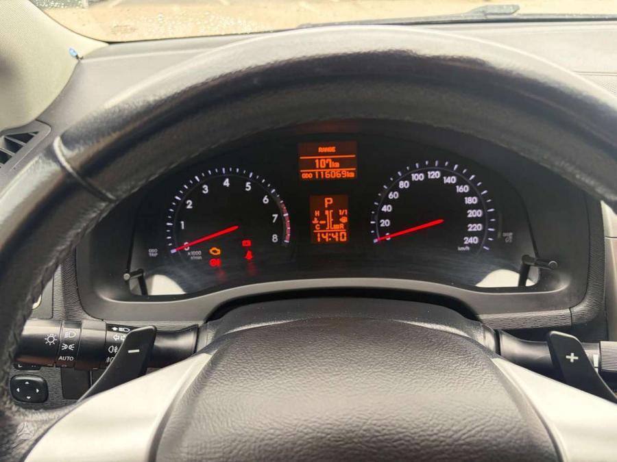 Melns Toyota Avensis 2014 Viļņa, ar dzinēja tilpumu 1.80 L un nobraukumu 116 tūkst. km par 8765 €, foto 13 vietnē AUTOMOTO.COM.LV