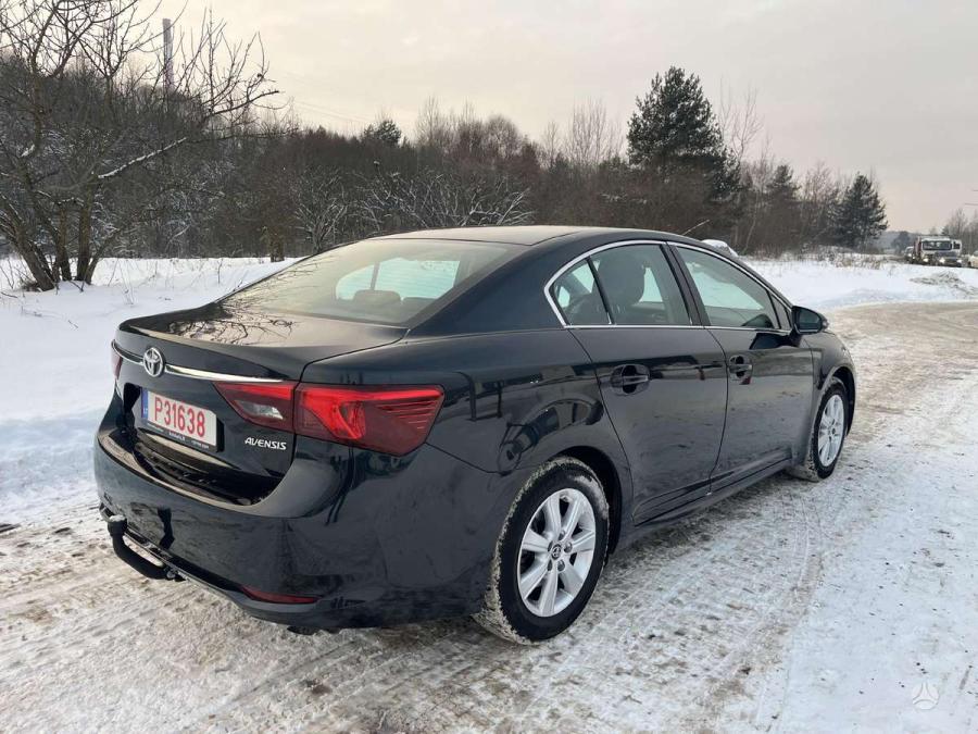 Melns Toyota Avensis 2015 Viļņa, ar dzinēja tilpumu 1.80 L un nobraukumu 260 tūkst. km par 11750 €, foto 5 vietnē AUTOMOTO.COM.LV