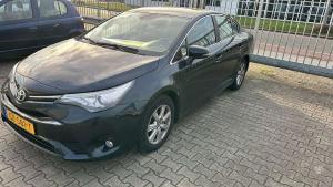 Melns Toyota Avensis 2015 Viļņa, ar dzinēja tilpumu 1.80 L un nobraukumu 260 tūkst. km par 11750 €, foto 40 vietnē AUTOMOTO.COM.LV