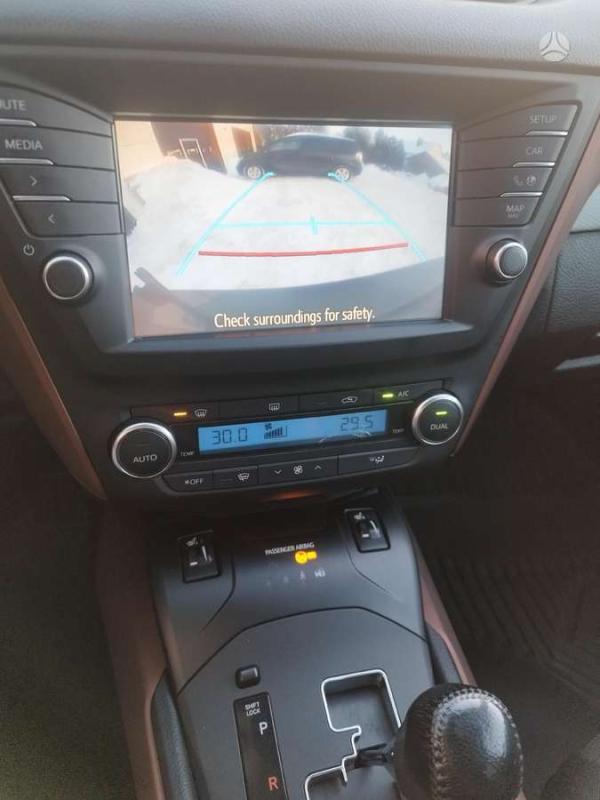Melns Toyota Avensis 2015 Utena, ar dzinēja tilpumu 1.80 L un nobraukumu 217 tūkst. km par 9950 €, foto 11 vietnē AUTOMOTO.COM.LV