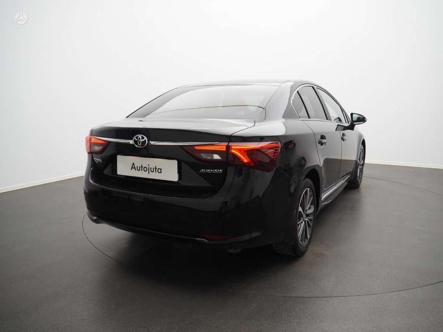 Melns Toyota Avensis 2015 Viļņa, ar dzinēja tilpumu 1.80 L un nobraukumu 167 tūkst. km par 10500 €, foto 4 vietnē AUTOMOTO.COM.LV