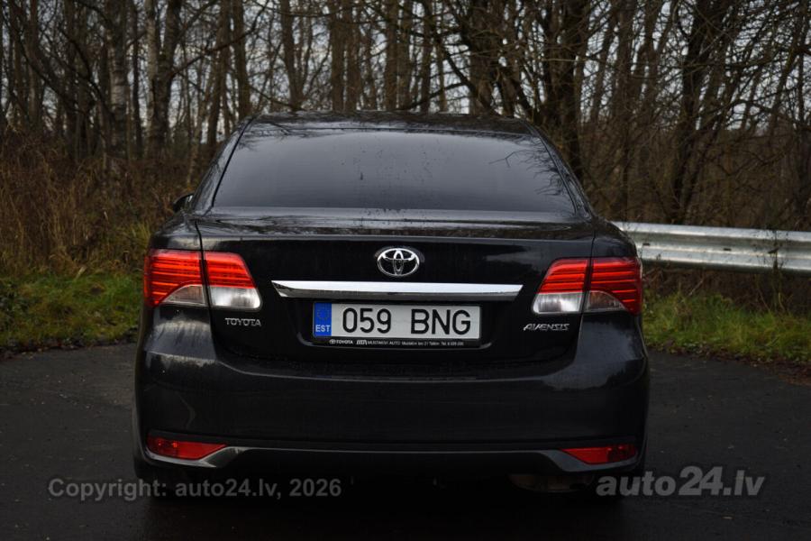 Black Toyota Avensis 2015 in Tallinn, with an engine capacity of 2.00 L and mileage of 213 thousand km for 9000 €, photo 6 on AUTOMOTO.COM.LV