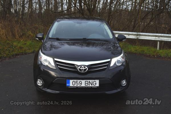 Black Toyota Avensis 2015 in Tallinn, with an engine capacity of 2.00 L and mileage of 213 thousand km for 9000 €, photo 2 on AUTOMOTO.COM.LV