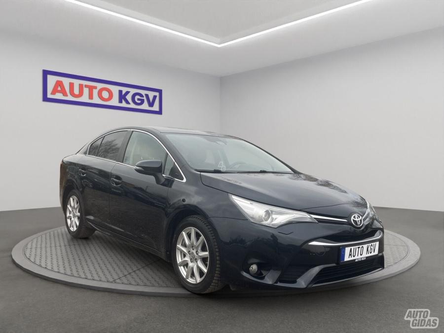 Black Toyota Avensis 2015 in Vilnius, with an engine capacity of 1.80 L and mileage of 340 thousand km for 9999 €, photo 7 on AUTOMOTO.COM.LV