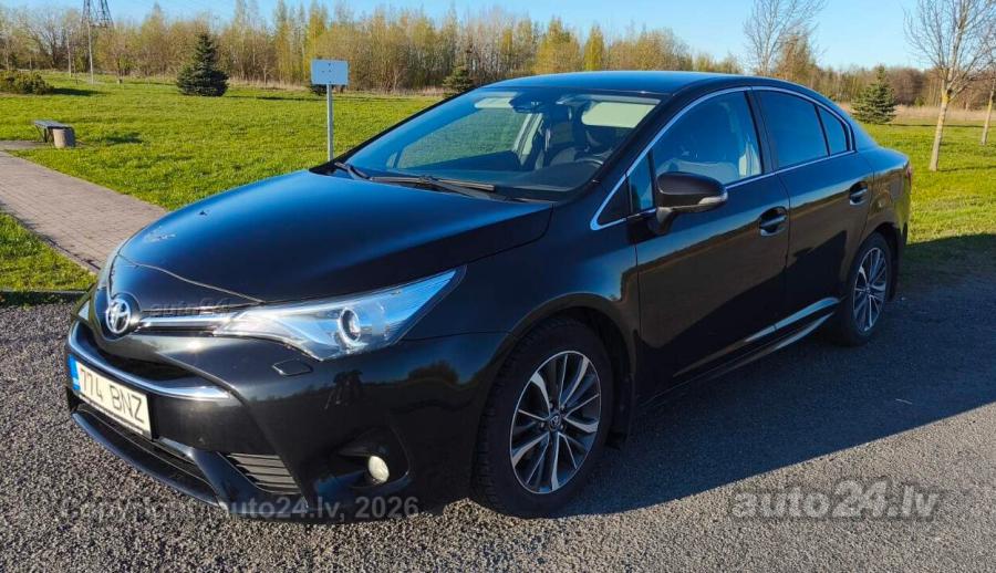 Черный Тойота Авенсис 2015 в Таллин, объемом двигателя 2.00 л и пробегом 163 тыс. км за 11350 €, фото 1 на AUTOMOTO.COM.LV