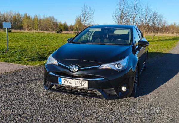 Черный Тойота Авенсис 2015 в Таллин, объемом двигателя 2.00 л и пробегом 163 тыс. км за 11350 €, фото 2 на AUTOMOTO.COM.LV