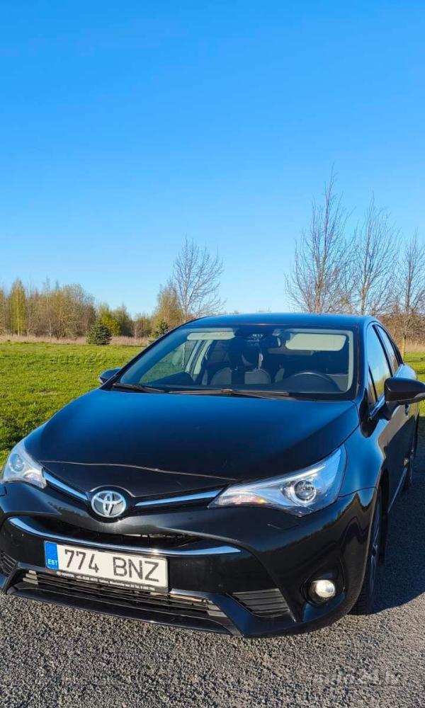 Черный Тойота Авенсис 2015 в Таллин, объемом двигателя 2.00 л и пробегом 163 тыс. км за 11350 €, фото 3 на AUTOMOTO.COM.LV