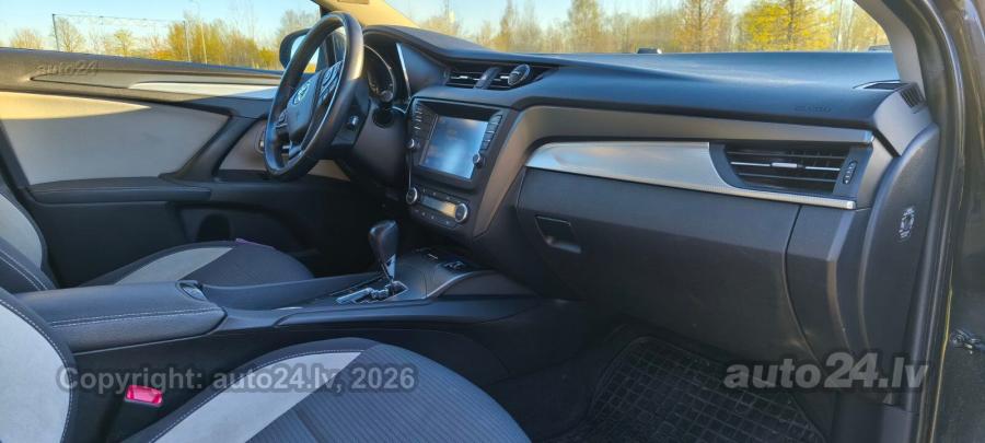 Черный Тойота Авенсис 2015 в Таллин, объемом двигателя 2.00 л и пробегом 163 тыс. км за 11350 €, фото 8 на AUTOMOTO.COM.LV
