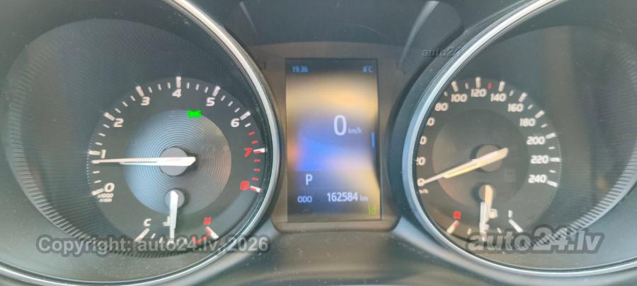 Черный Тойота Авенсис 2015 в Таллин, объемом двигателя 2.00 л и пробегом 163 тыс. км за 11350 €, фото 11 на AUTOMOTO.COM.LV