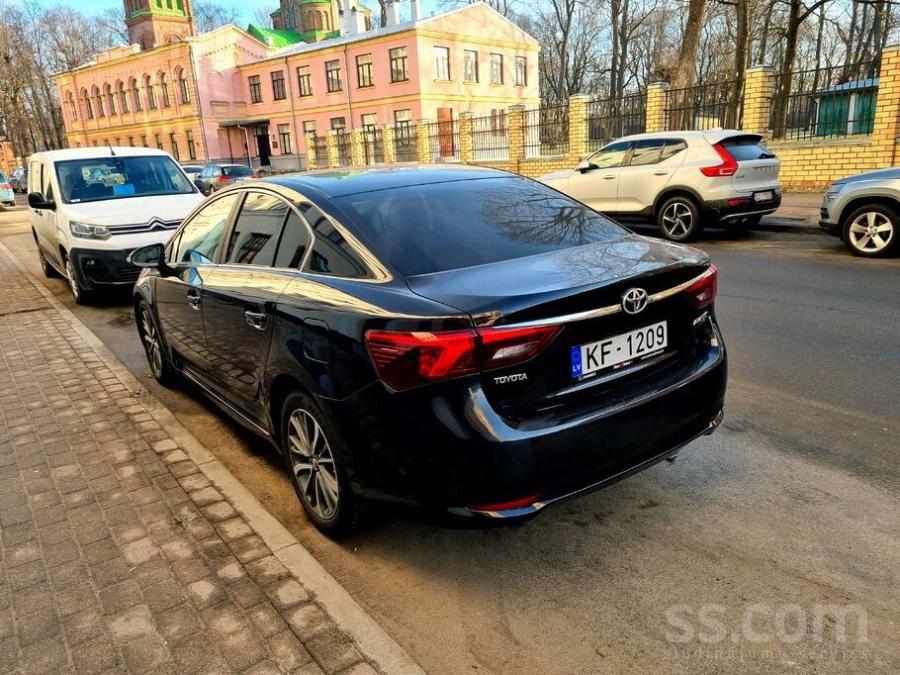 Melns Toyota Avensis 2015 Rīga, ar dzinēja tilpumu 2.00 L un nobraukumu 298 tūkst. km par 8550 €, foto 4 vietnē AUTOMOTO.COM.LV