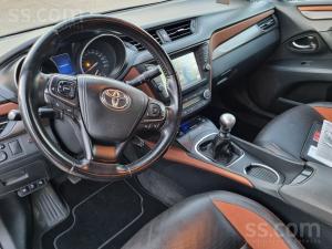 Melns Toyota Avensis 2015 Rīga, ar dzinēja tilpumu 2.00 L un nobraukumu 298 tūkst. km par 8550 €, foto 6 vietnē AUTOMOTO.COM.LV