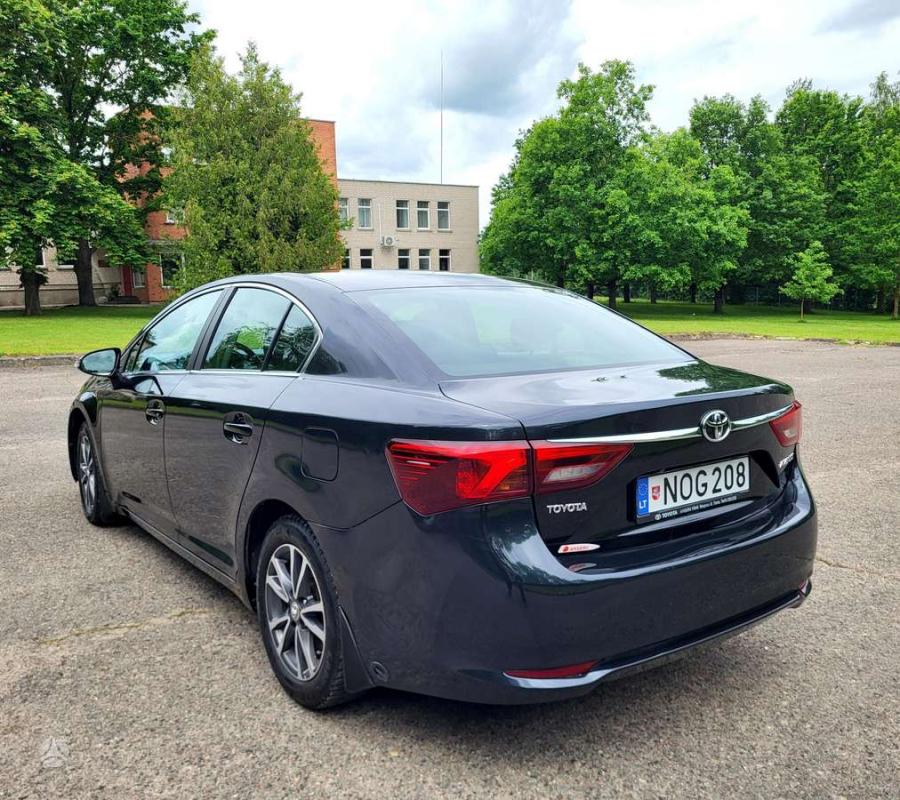 Melns Toyota Avensis 2015 Šauļi, ar dzinēja tilpumu 2.00 L un nobraukumu 300 tūkst. km par 8550 €, foto 6 vietnē AUTOMOTO.COM.LV