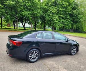 Melns Toyota Avensis 2015 Šauļi, ar dzinēja tilpumu 2.00 L un nobraukumu 300 tūkst. km par 8550 €, foto 16 vietnē AUTOMOTO.COM.LV