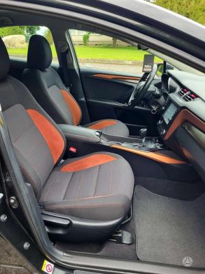 Melns Toyota Avensis 2015 Šauļi, ar dzinēja tilpumu 2.00 L un nobraukumu 300 tūkst. km par 8550 €, foto 25 vietnē AUTOMOTO.COM.LV