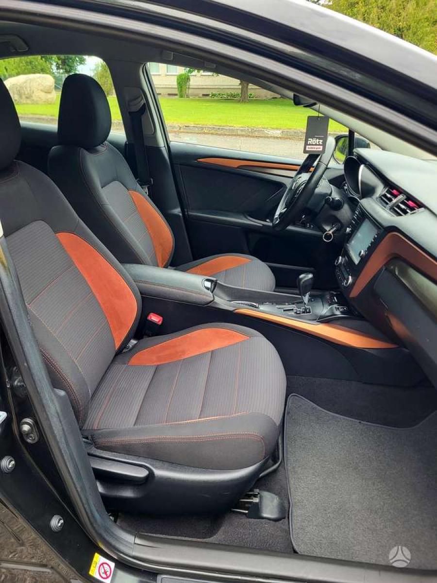 Melns Toyota Avensis 2015 Šauļi, ar dzinēja tilpumu 2.00 L un nobraukumu 300 tūkst. km par 8550 €, foto 25 vietnē AUTOMOTO.COM.LV