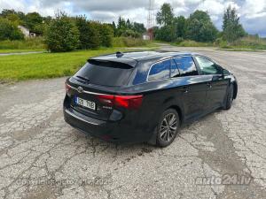 Черный Тойота Авенсис 2015 в Раквере, объемом двигателя 1.80 л и пробегом 334 тыс. км за 7900 €, фото 5 на AUTOMOTO.COM.LV