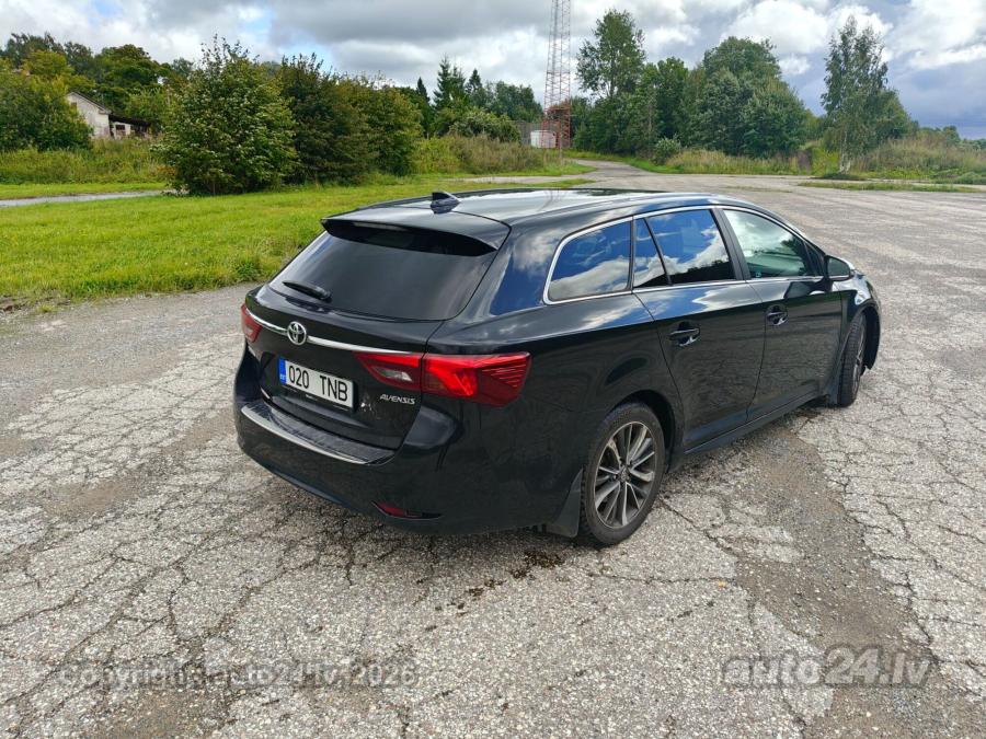 Черный Тойота Авенсис 2015 в Раквере, объемом двигателя 1.80 л и пробегом 334 тыс. км за 7900 €, фото 5 на AUTOMOTO.COM.LV