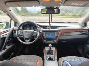 Черный Тойота Авенсис 2015 в Раквере, объемом двигателя 1.80 л и пробегом 334 тыс. км за 7900 €, фото 6 на AUTOMOTO.COM.LV