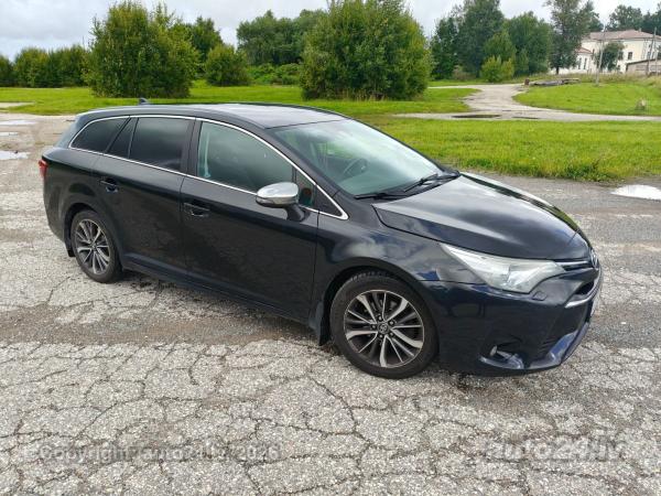 Toyota Avensis 2015 Rakvere vietnē Melns Toyota Avensis 2015 Rakvere, ar dzinēja tilpumu 1.80 L un nobraukumu 334 tūkst. km par 7900 €, foto 4 vietnē AUTOMOTO.COM.LV