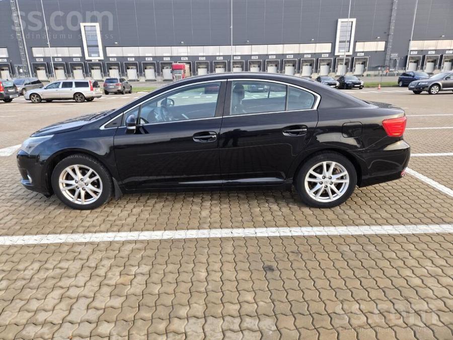 Черный Тойота Авенсис 2015 в Рига, объемом двигателя 1.80 л и пробегом 176 тыс. км за 8900 €, фото 7 на AUTOMOTO.COM.LV