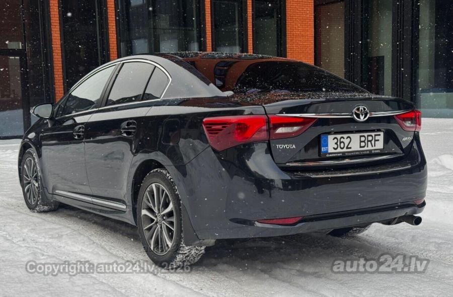 Black Toyota Avensis 2016 in Tallinn, with an engine capacity of 1.80 L and mileage of 110 thousand km for 12500 €, photo 5 on AUTOMOTO.COM.LV