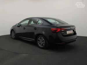Black Toyota Avensis 2016 in Vilnius, with an engine capacity of 1.80 L and mileage of 150 thousand km for 10999 €, photo 8 on AUTOMOTO.COM.LV