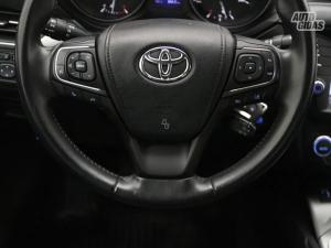 Black Toyota Avensis 2016 in Vilnius, with an engine capacity of 1.80 L and mileage of 150 thousand km for 10999 €, photo 19 on AUTOMOTO.COM.LV
