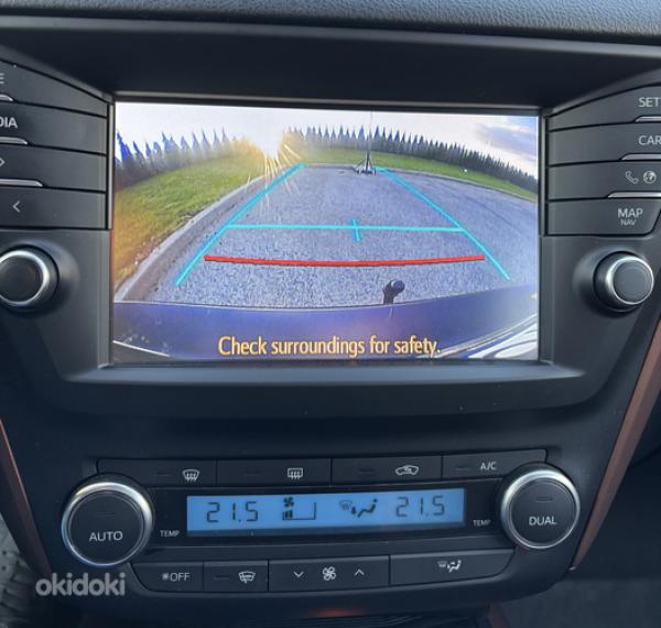 Black Toyota Avensis 2016 in Tallinn, with an engine capacity of 1.80 L and mileage of 147 thousand km for 10200 €, photo 9 on AUTOMOTO.COM.LV