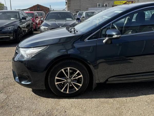 Черный Тойота Авенсис 2016 в Даугавпилс, объемом двигателя 1.80 л и пробегом 166 тыс. км за 9990 €, фото 7 на AUTOMOTO.COM.LV