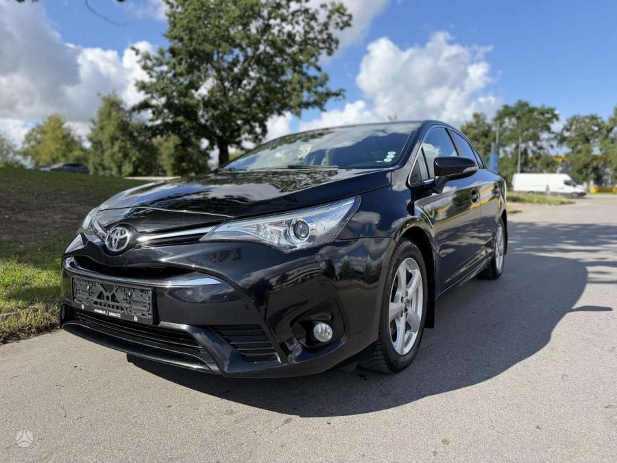 Melns Toyota Avensis 2016 Panevēža, ar dzinēja tilpumu 2.00 L un nobraukumu 244 tūkst. km par 7950 €, foto 4 vietnē AUTOMOTO.COM.LV