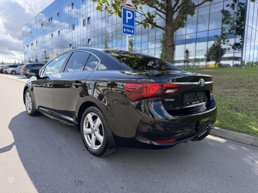 Melns Toyota Avensis 2016 Panevēža, ar dzinēja tilpumu 2.00 L un nobraukumu 244 tūkst. km par 7950 €, foto 8 vietnē AUTOMOTO.COM.LV