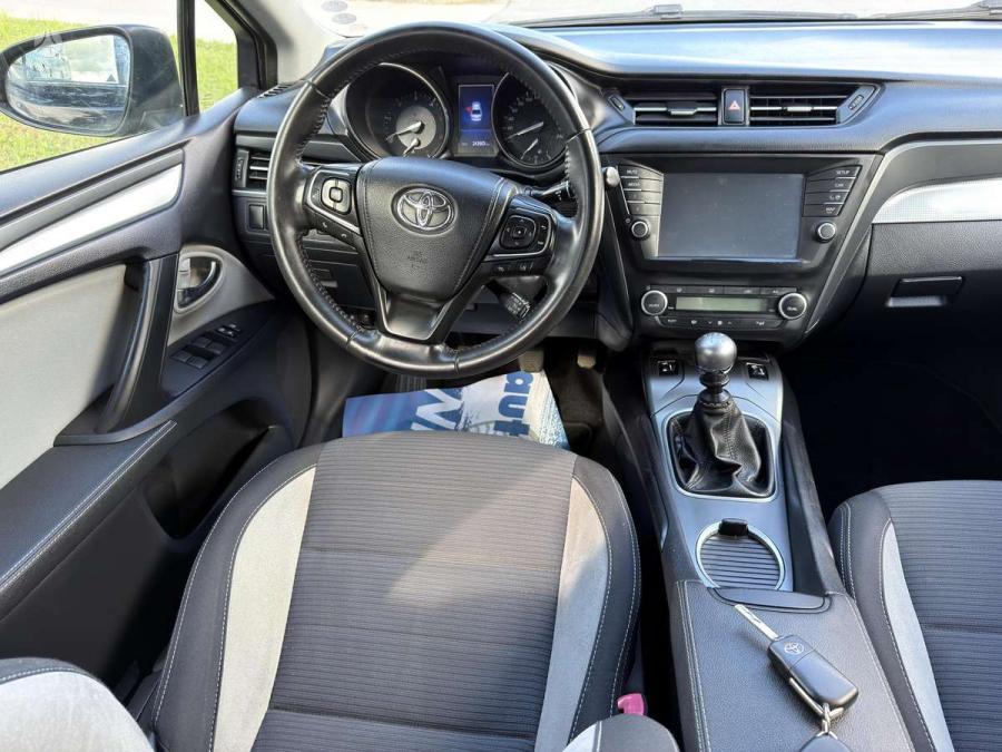 Melns Toyota Avensis 2016 Panevēža, ar dzinēja tilpumu 2.00 L un nobraukumu 244 tūkst. km par 7950 €, foto 17 vietnē AUTOMOTO.COM.LV