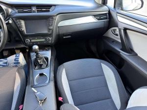 Melns Toyota Avensis 2016 Panevēža, ar dzinēja tilpumu 2.00 L un nobraukumu 244 tūkst. km par 7950 €, foto 18 vietnē AUTOMOTO.COM.LV