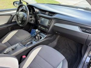 Melns Toyota Avensis 2016 Panevēža, ar dzinēja tilpumu 2.00 L un nobraukumu 244 tūkst. km par 7950 €, foto 19 vietnē AUTOMOTO.COM.LV