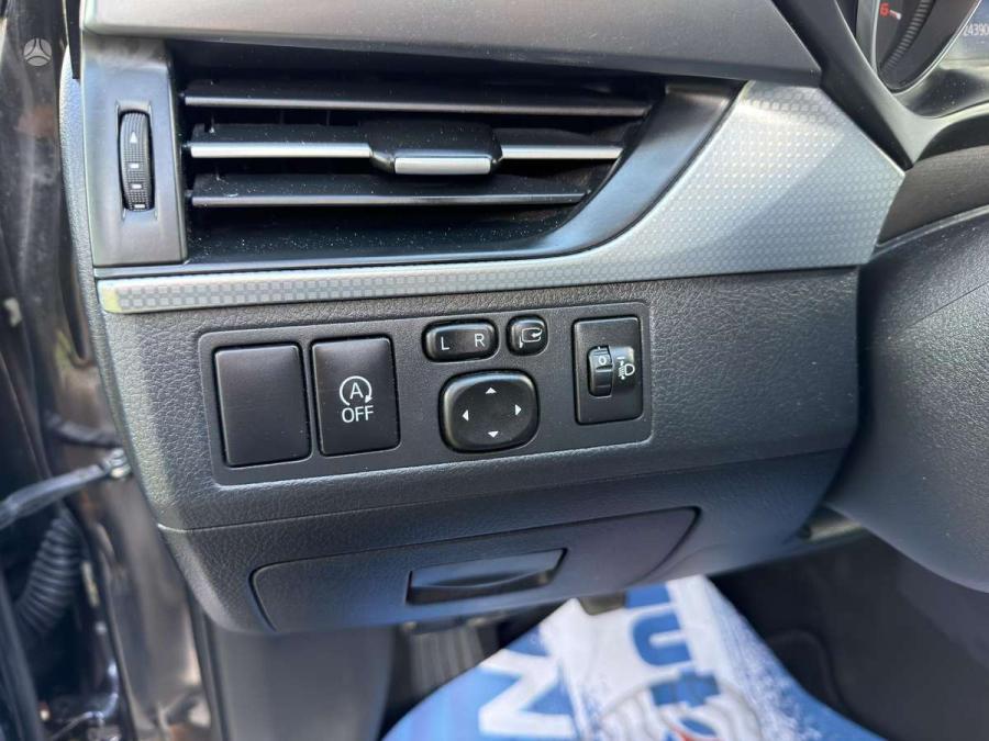 Melns Toyota Avensis 2016 Panevēža, ar dzinēja tilpumu 2.00 L un nobraukumu 244 tūkst. km par 7950 €, foto 33 vietnē AUTOMOTO.COM.LV